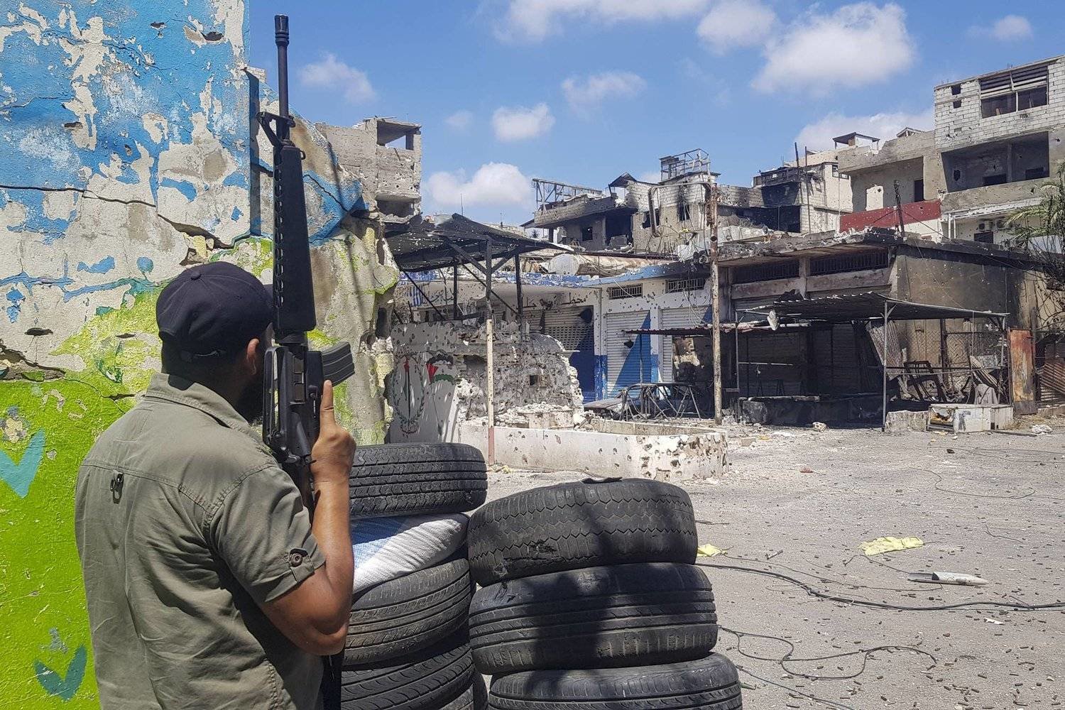 هدوء في عين الحلوة مع استمرار اتفاق جديد لوقف إطلاق النار مجموعة